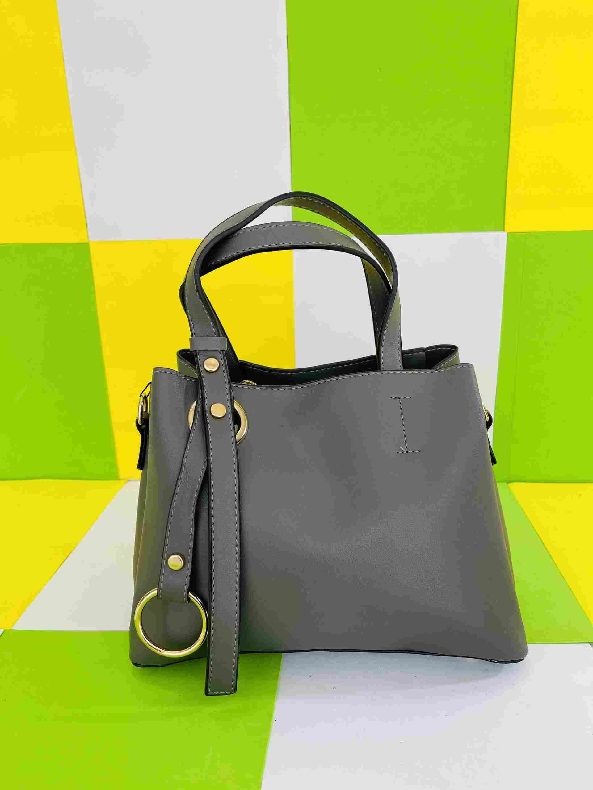 Y163 – BOLSA DE DAMA COLOR GRIS – Mundo Mujeer – Bolsas y Accesorios